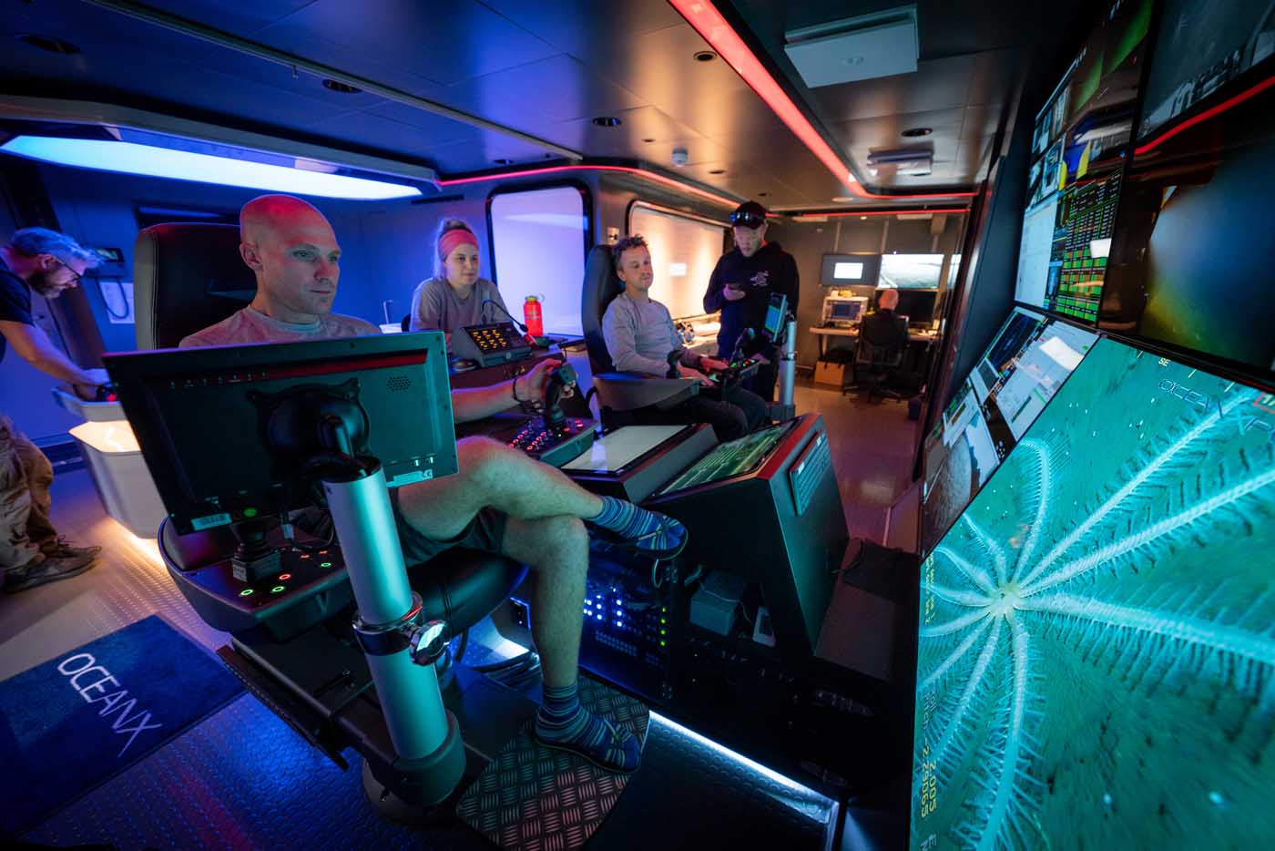 To the ends of the Earth with the OceanXplorer