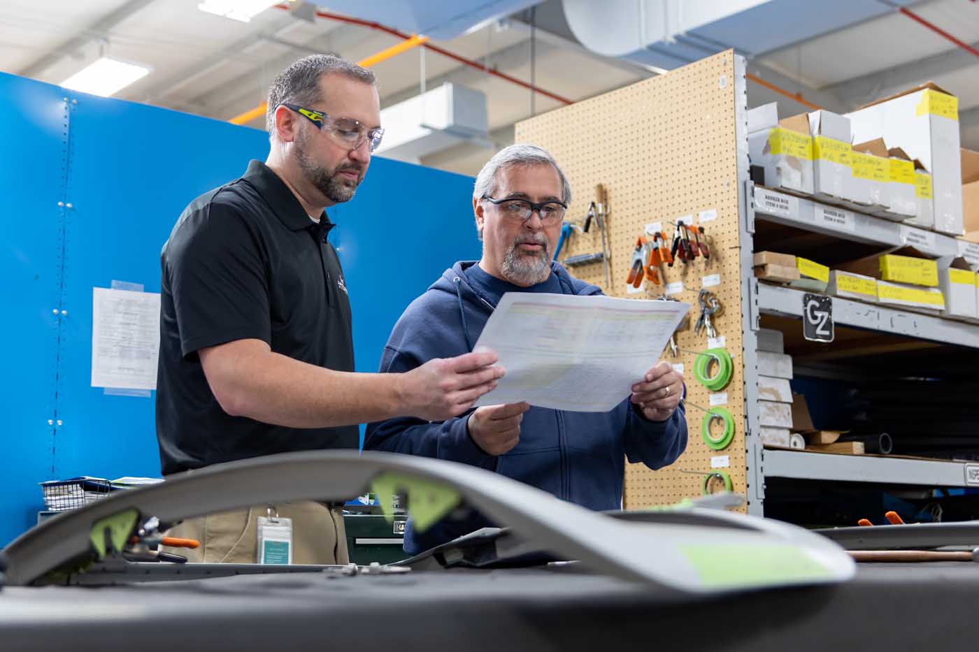 Symbiotic support: Aeronautical Accessories