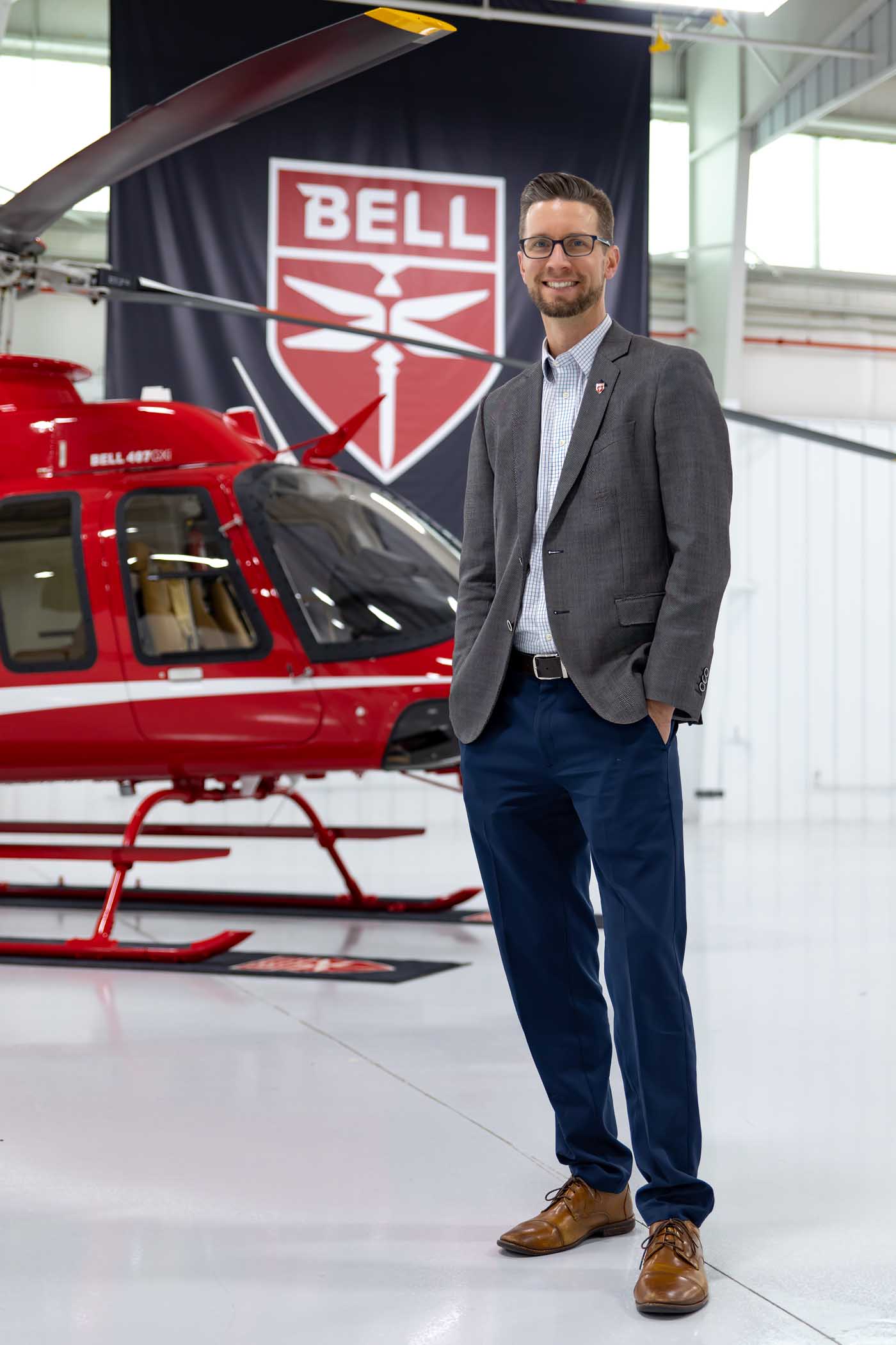 Symbiotic support: Aeronautical Accessories