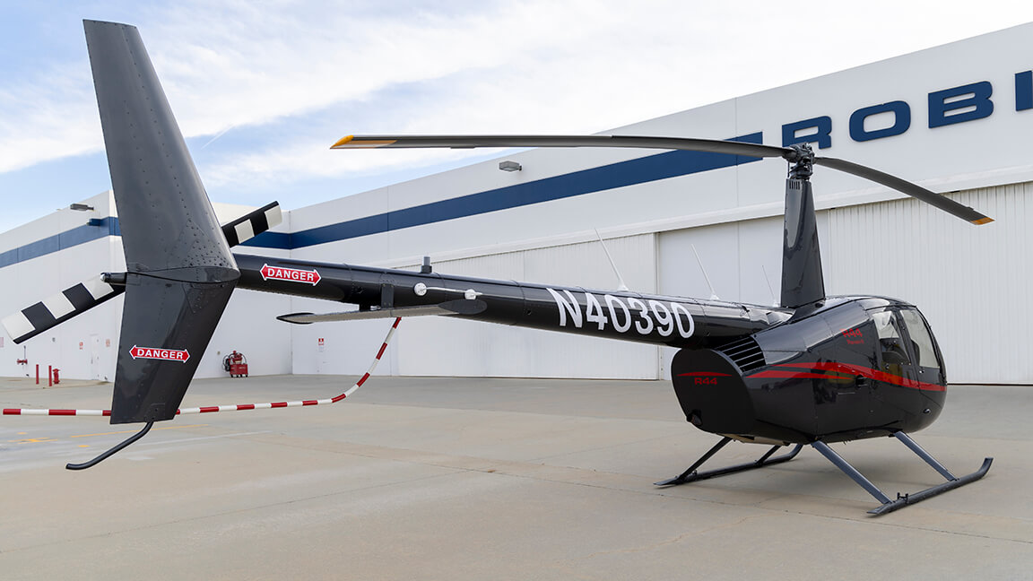 Helicopter Robinson R44 Raven